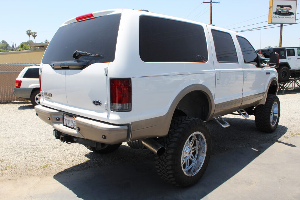 2004 Ford Excursion 4×4 Diesel- SOLD!!! – The Auto Locators